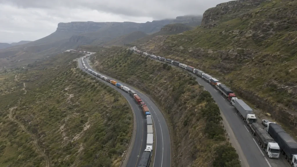 N3 Blocked, Keys Stolen, 50 Trucks Stranded: Today's Truck Driver ...